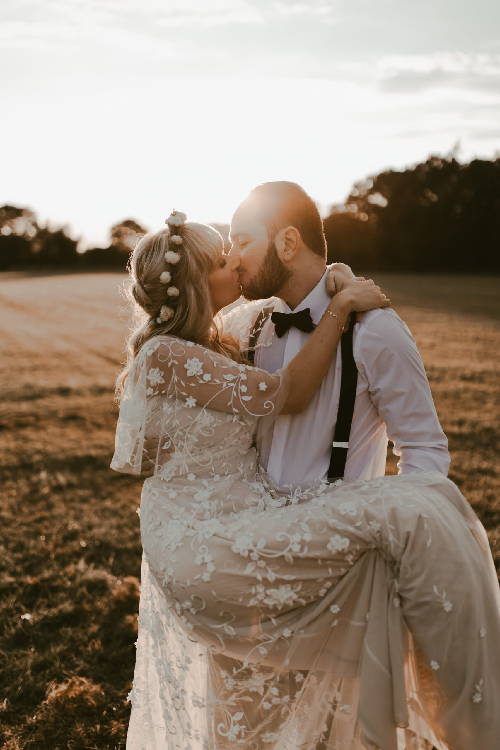 Jasmine Andrews - UK & Destination Modern Wedding Photography