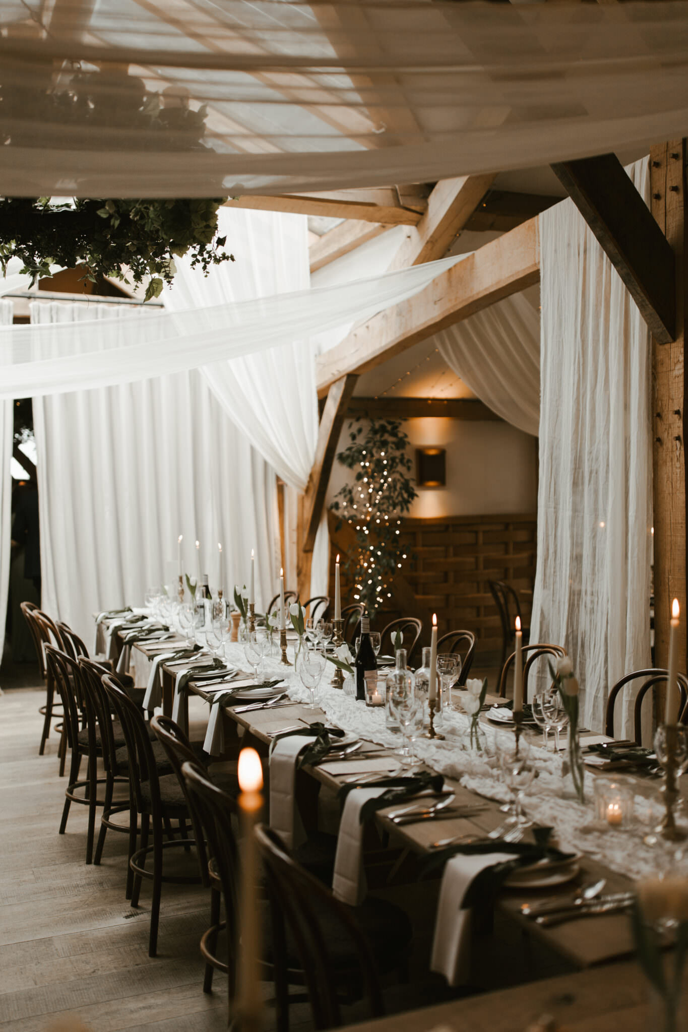 Jasmine Andrews - UK & Destination Modern Wedding Photography
